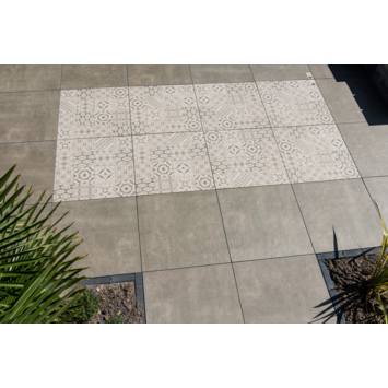 Ceramidrain Concrete Dark Grey 60x60x4 cm | Tuintegels | GAMMA.be